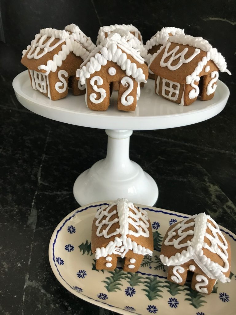 Gingerbread "Mug Huggers" Houses - The Hive